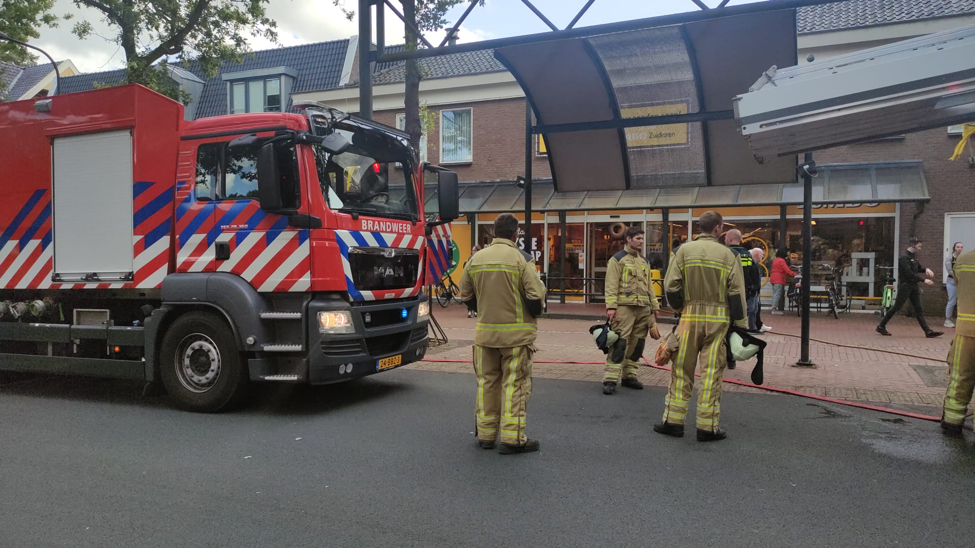 Jumbo ontruimd na onaangename geur in meterkast - Oozo.nl