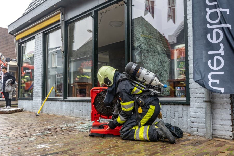 Brandweer rukt uit voor verbrande spareribs in restaurant - NoorderNieuws