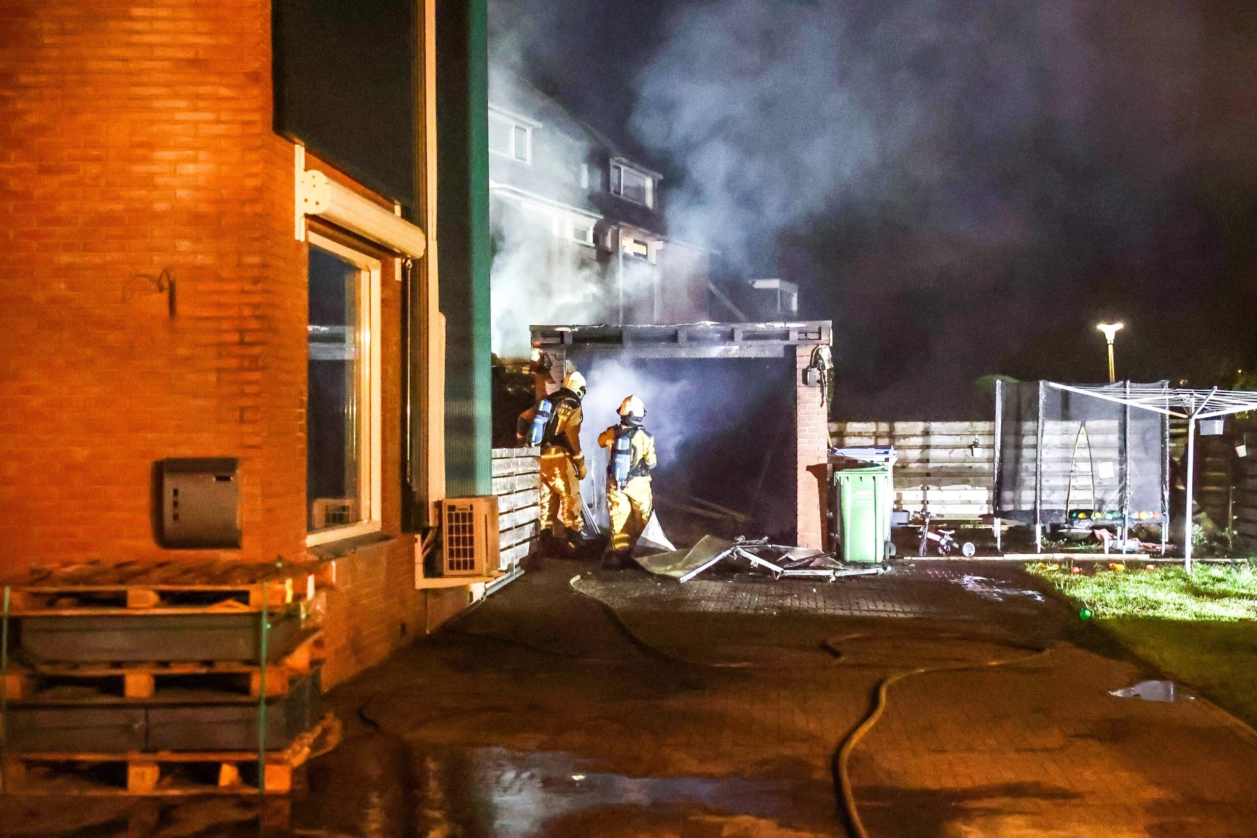 Brand richt flinke schade aan in garagebox - NoorderNieuws