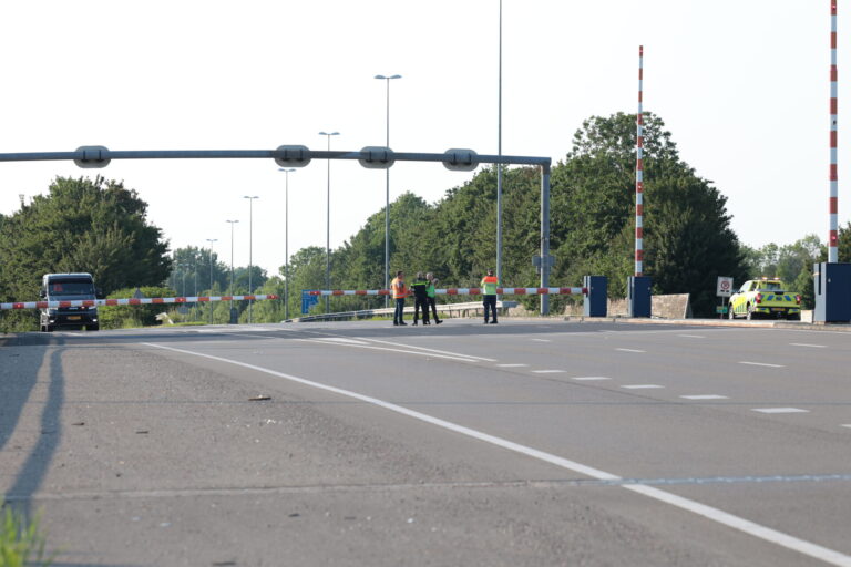N46 afgesloten door storing aan Euvelgunnerbrug